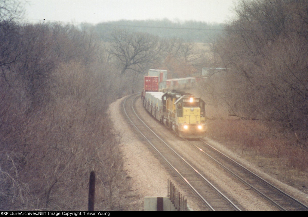 CNW 6871, Fulton, IL